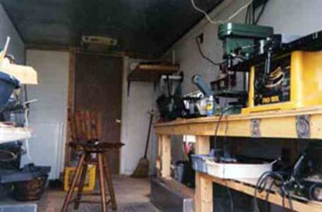 How to Build a Mobile Workshop – Mother Earth News